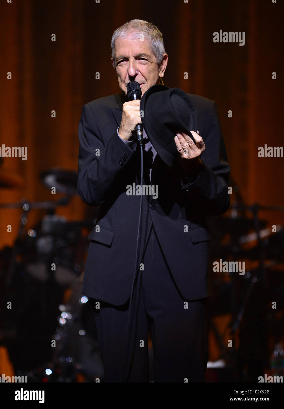 Singer-Songwriter, Musiker, Dichter und Schriftsteller Leonard Cohen ...