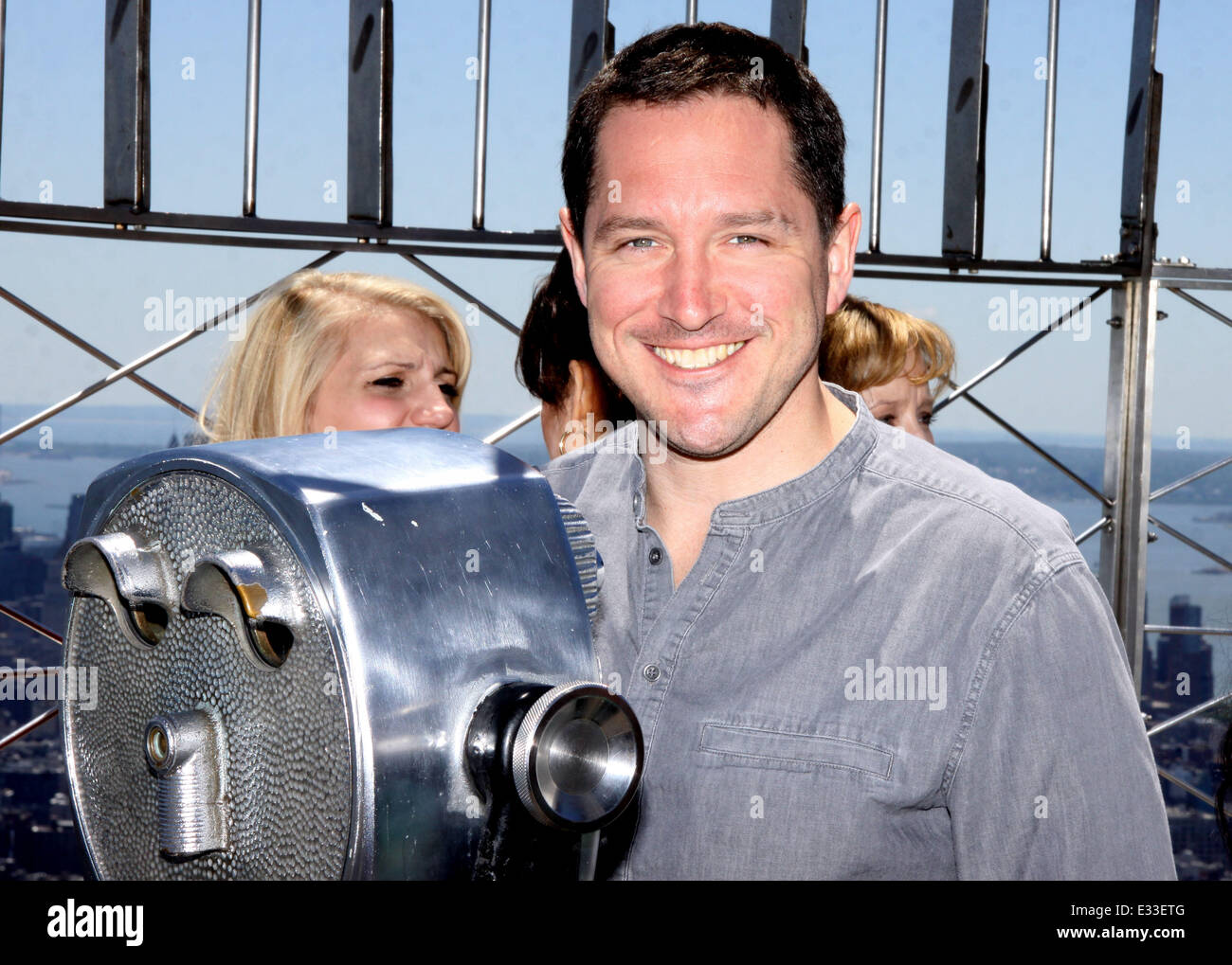 Bertie carvel award -Fotos und -Bildmaterial in hoher Auflösung – Alamy