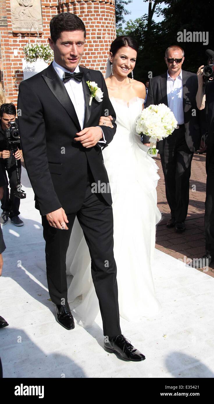 Die Hochzeit von Robert Lewandowski und Anna Stachurska in der Pfarrei ...