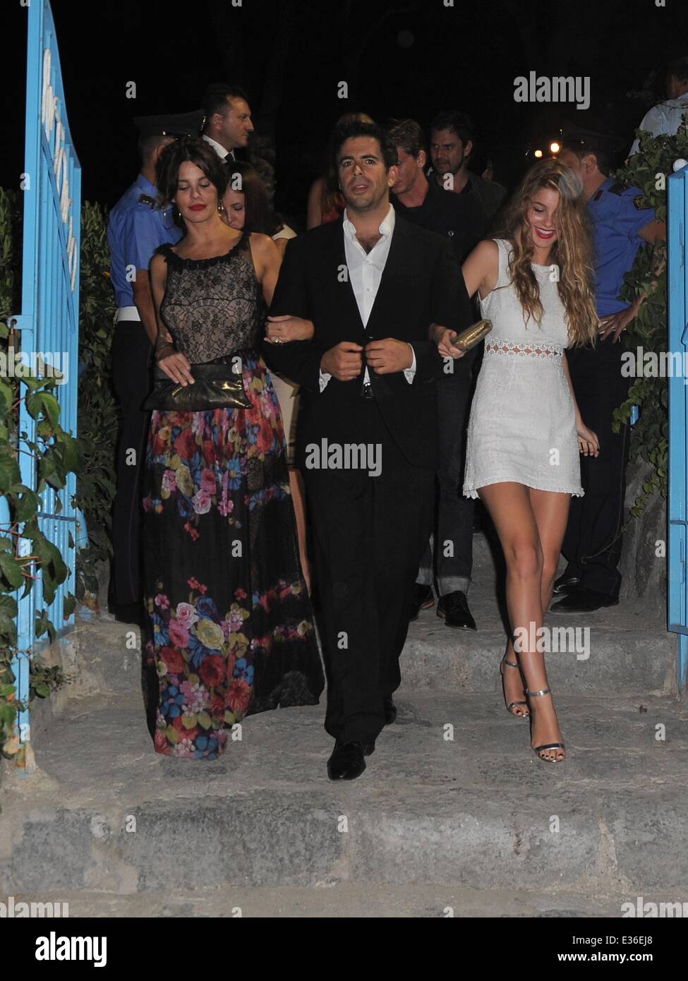 Camila morrone und lucila sola -Fotos und -Bildmaterial in hoher ...