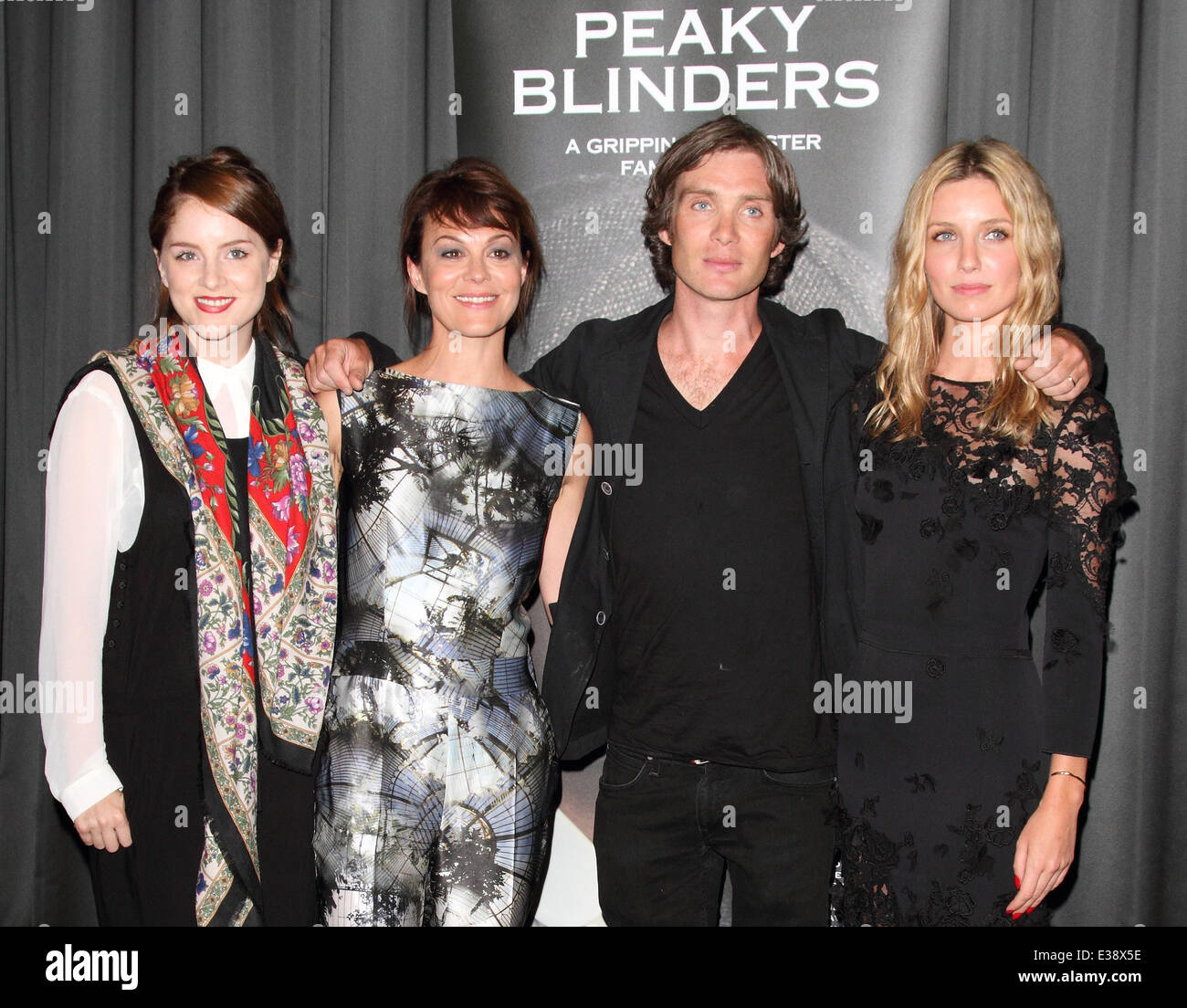 Cillian murphy helen mccrory bei der premiere von peaky scheuklappen ...
