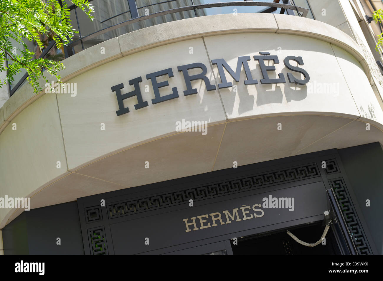 Hermes zeichen -Fotos und -Bildmaterial in hoher Auflösung – Alamy