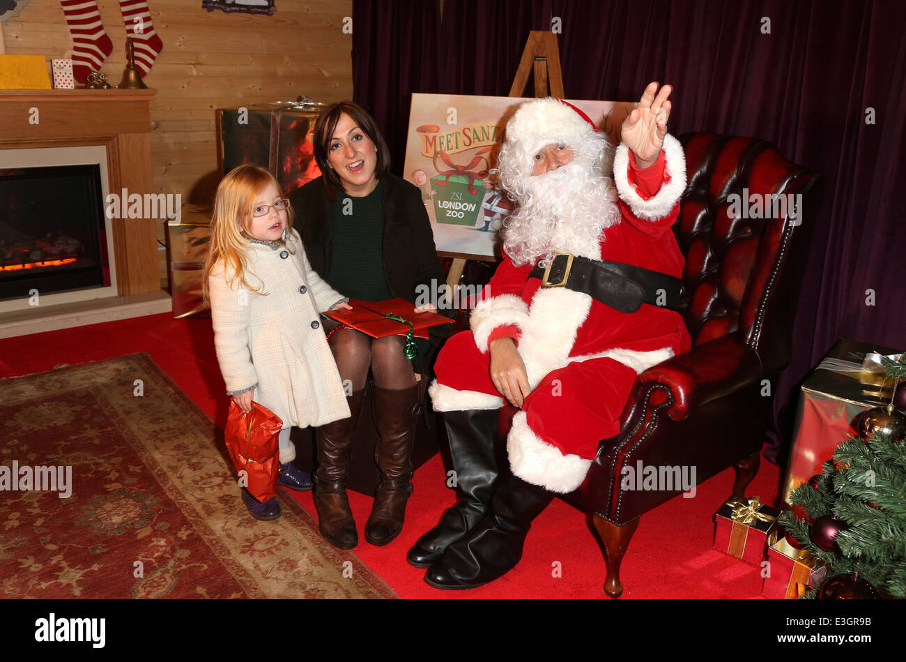 "Meet Santa" Photocall abgehaltenen ZSL London Zoo Featuring: Natalie ...