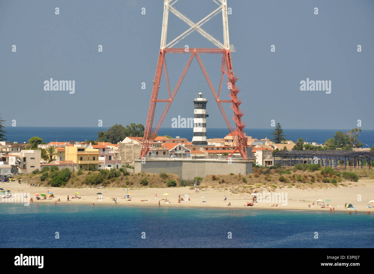 Lighthouse at capo faro -Fotos und -Bildmaterial in hoher Auflösung – Alamy