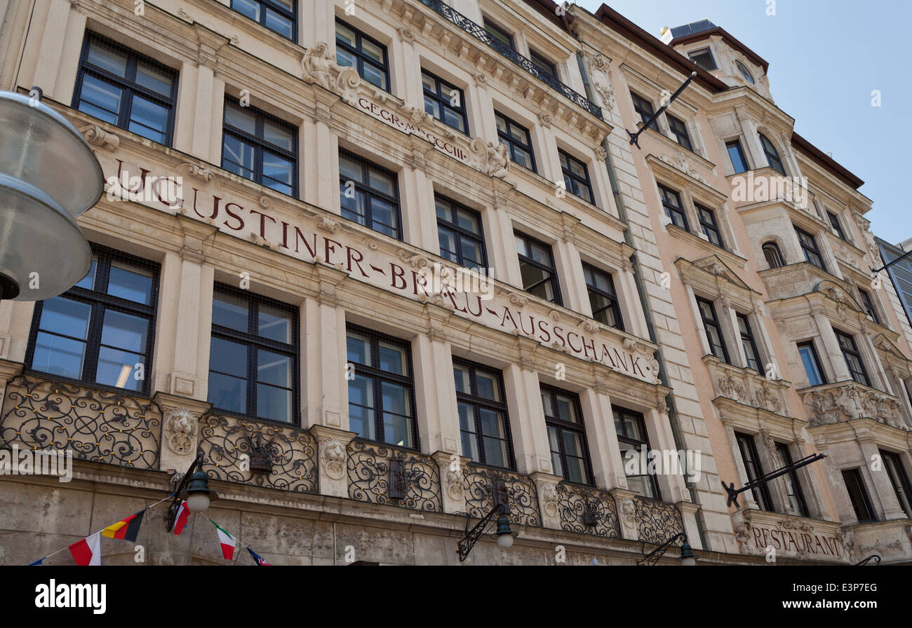 Augustiner bräu münchen -Fotos und -Bildmaterial in hoher Auflösung – Alamy