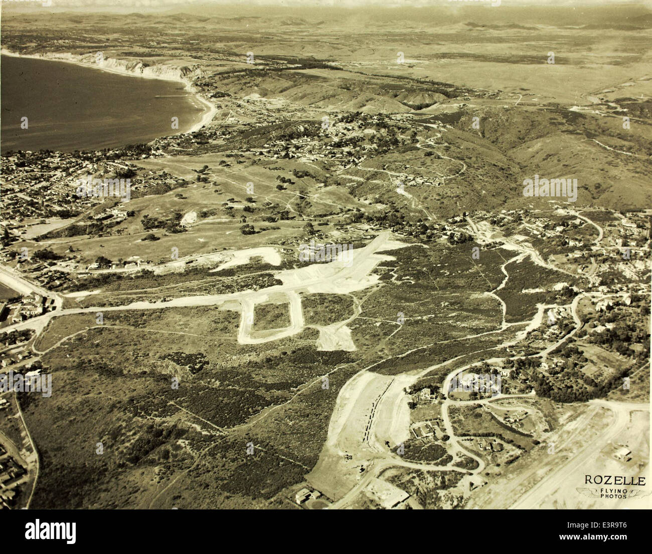 Diese Luftaufnahme von San Diego von 1945 bis 1955, aufgenommen von ...
