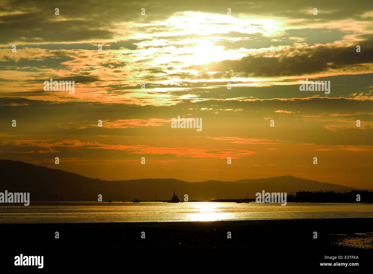 Cranfield beach county nach unten -Fotos und -Bildmaterial in hoher ...
