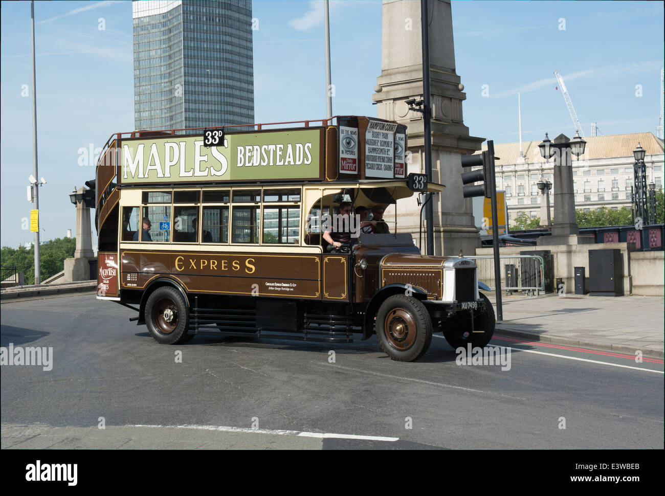 Restauriert von Mike Sutcliffe dieser Leyland LB5 nimmt Teil im Jahr ...