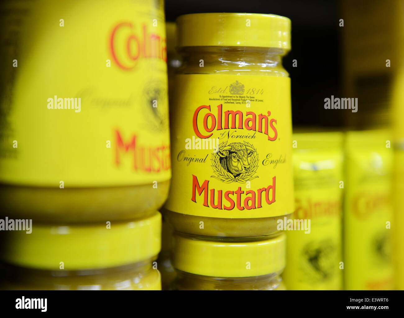 Colmans englischer senf -Fotos und -Bildmaterial in hoher Auflösung – Alamy