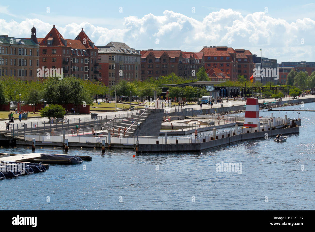 Copenhagen harbour bath -Fotos und -Bildmaterial in hoher Auflösung – Alamy