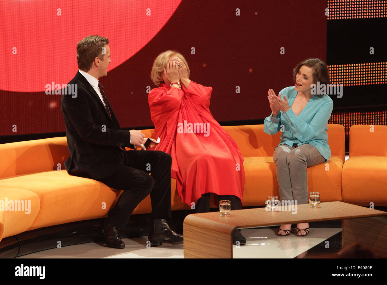 Deutschen ZDF-TV-show Menschen 2013: Der ZDF Jahresrueckblick in den ...