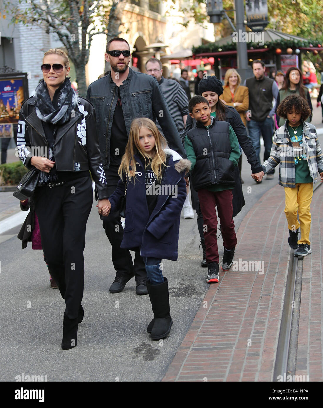 Heidi Klum verbringt den Tag im The Grove mit ihren vier Kindern und ...