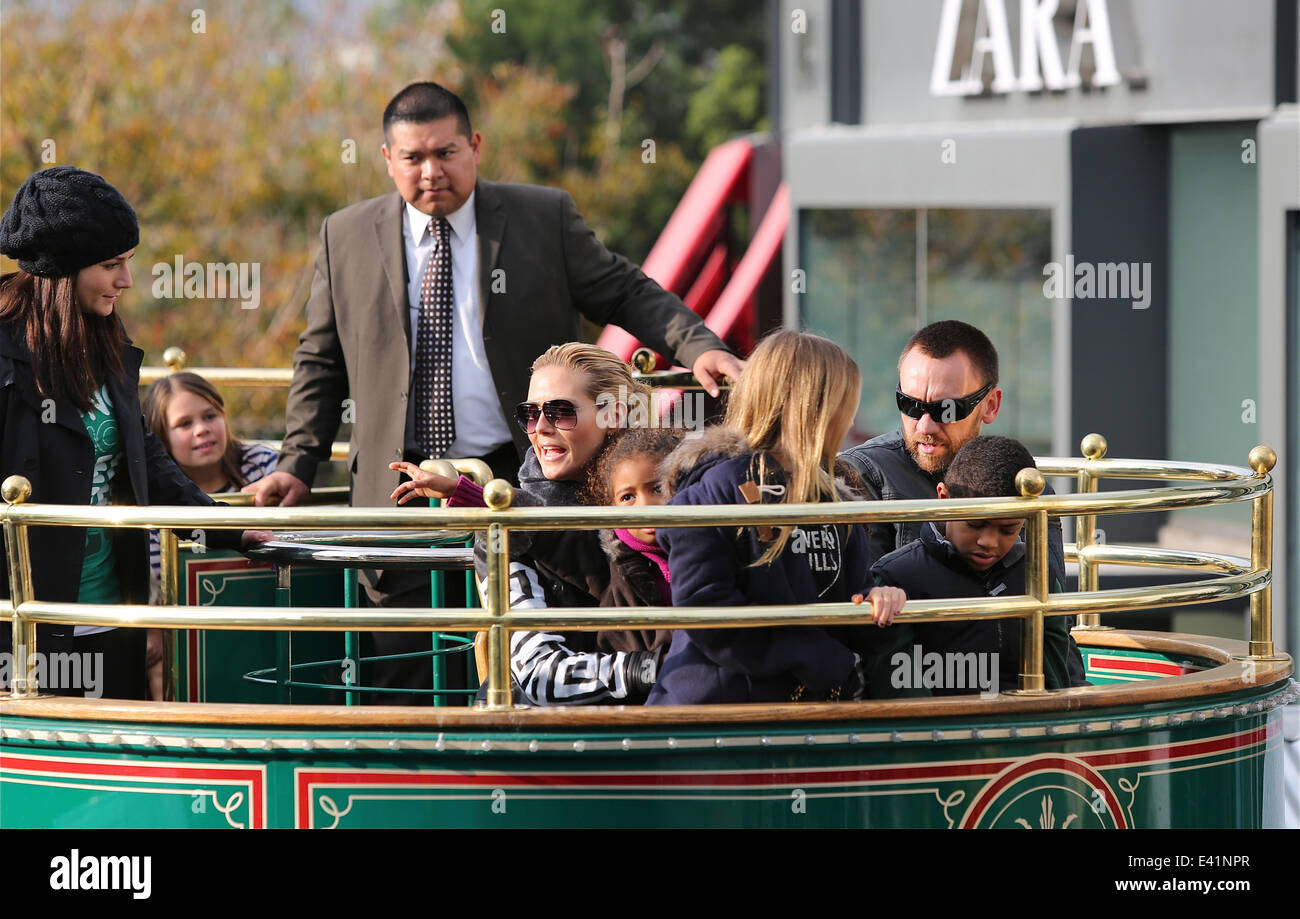 Heidi Klum verbringt den Tag im The Grove mit ihren vier Kindern und ...
