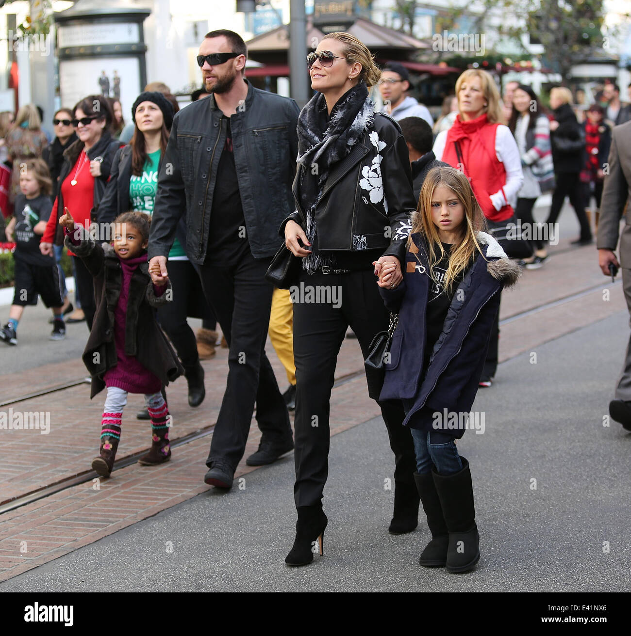 Heidi Klum verbringt den Tag im The Grove mit ihren vier Kindern und ...