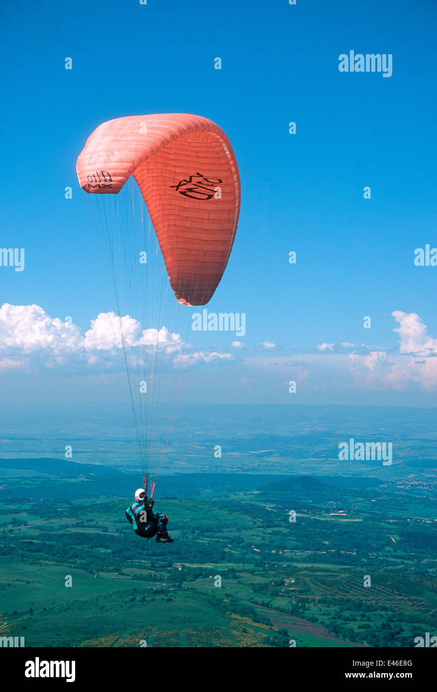 Paragliding gleitschirm -Fotos und -Bildmaterial in hoher Auflösung – Alamy