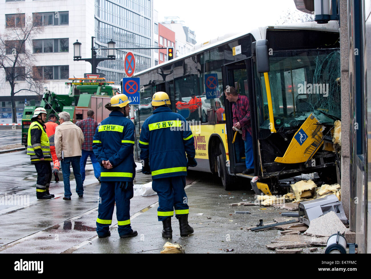 Brigade bus -Fotos und -Bildmaterial in hoher Auflösung – Alamy