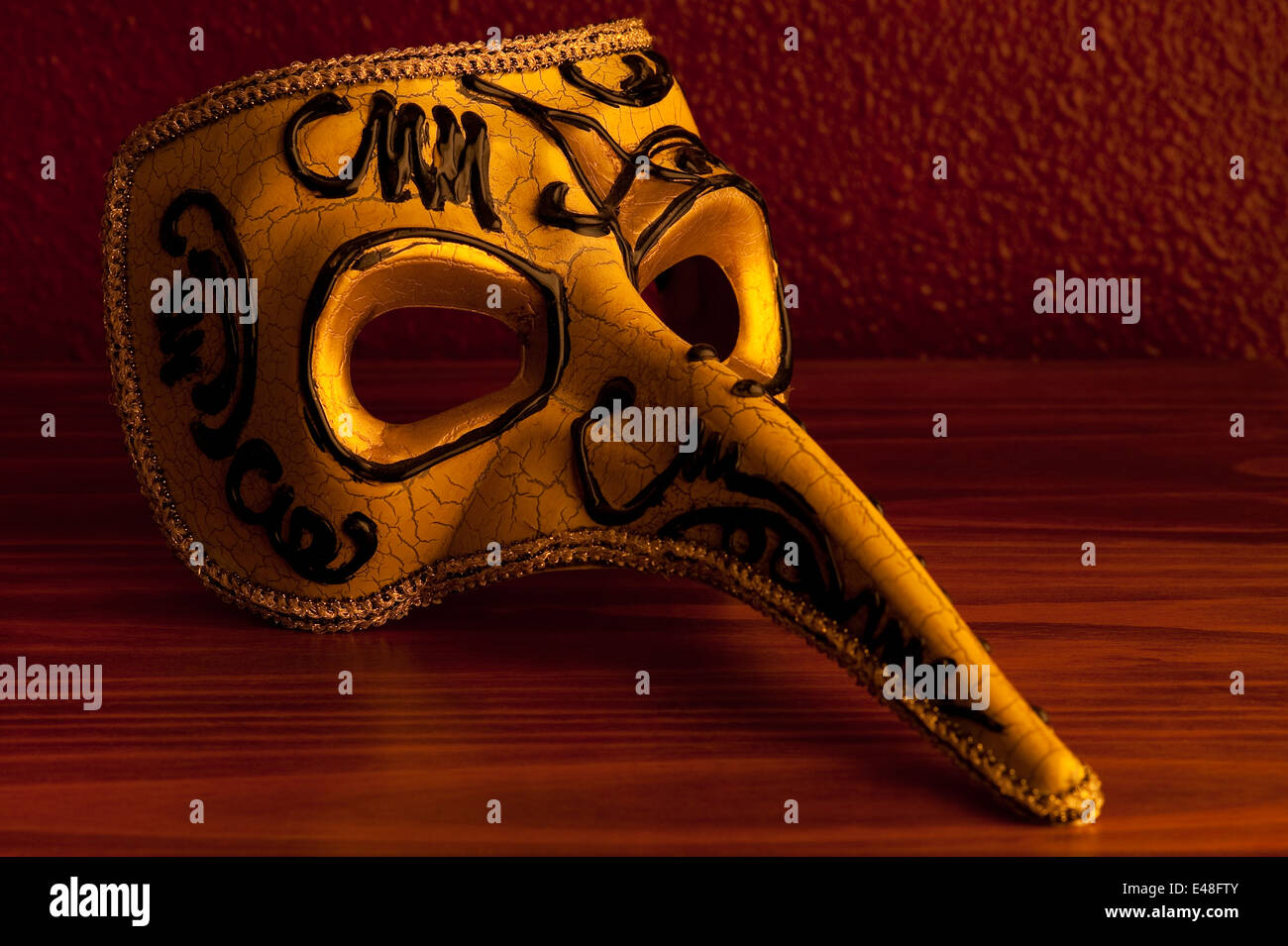 Pest mask -Fotos und -Bildmaterial in hoher Auflösung – Alamy