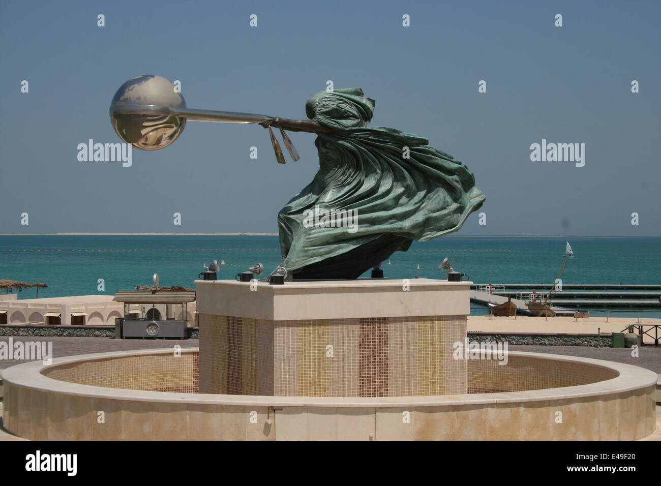 Katara Cultural Village, Doha, Qatar, Statue Stockfotografie - Alamy