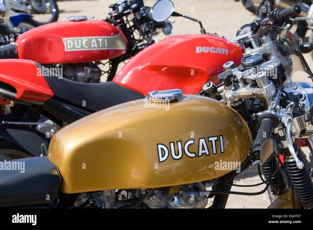 Ducati motorbike display -Fotos und -Bildmaterial in hoher Auflösung ...