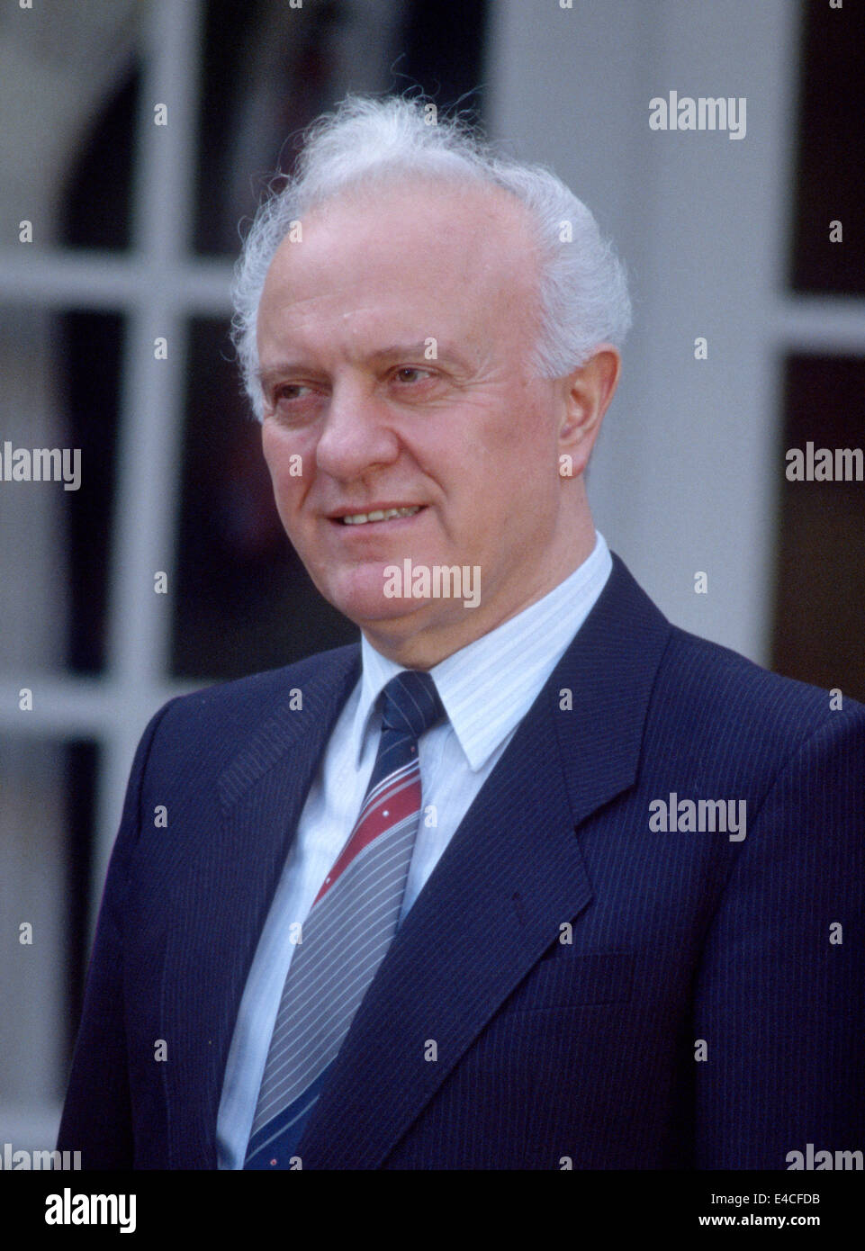 Eduard shevardnadze -Fotos und -Bildmaterial in hoher Auflösung – Alamy