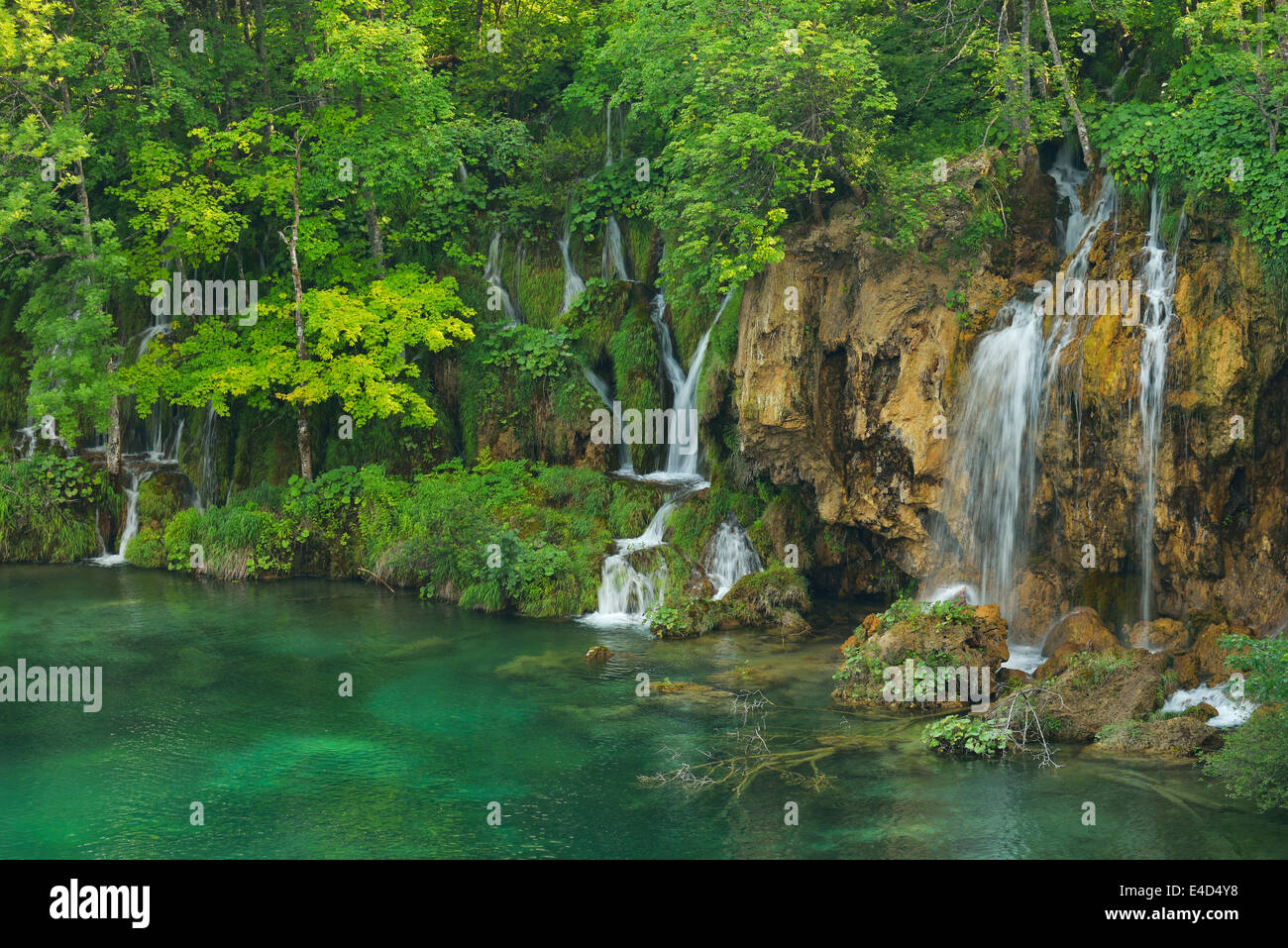 Wasserfall, Nationalpark Plitvicer Seen, Plitvice Jezera, Lika-Senj, Kroatien Stockfotografie ...