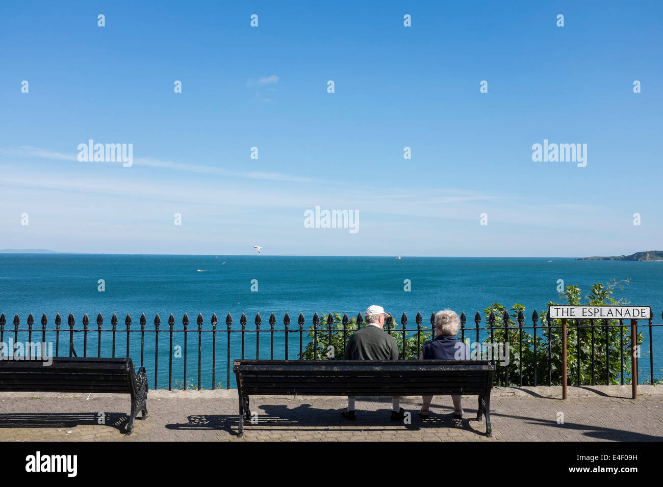 Alte rentner rentner menschen -Fotos und -Bildmaterial in hoher ...