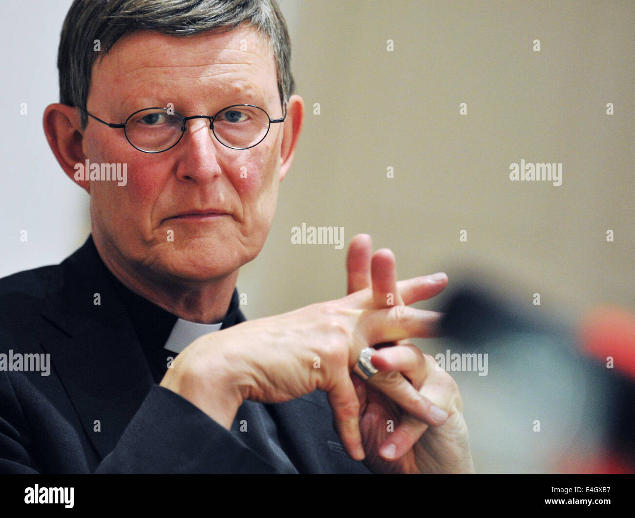 Erzbischof woelki -Fotos und -Bildmaterial in hoher Auflösung – Alamy