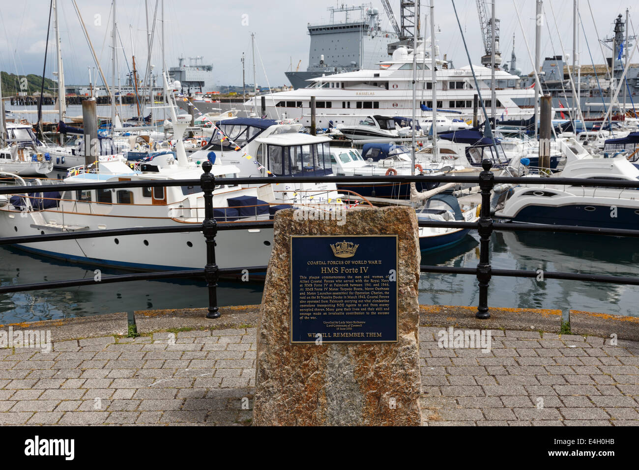 Hms forte iv -Fotos und -Bildmaterial in hoher Auflösung – Alamy