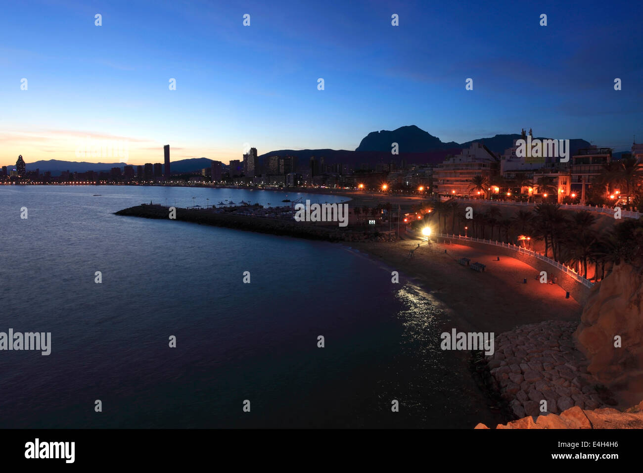Poniente beach benidorm -Fotos und -Bildmaterial in hoher Auflösung – Alamy