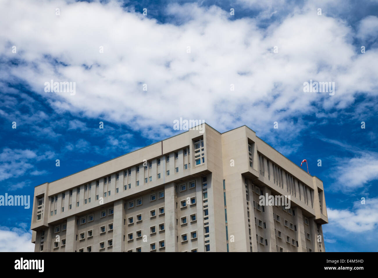 Das Krankenhaus von Triest, Italien, in einem Wolkenkratzers ...