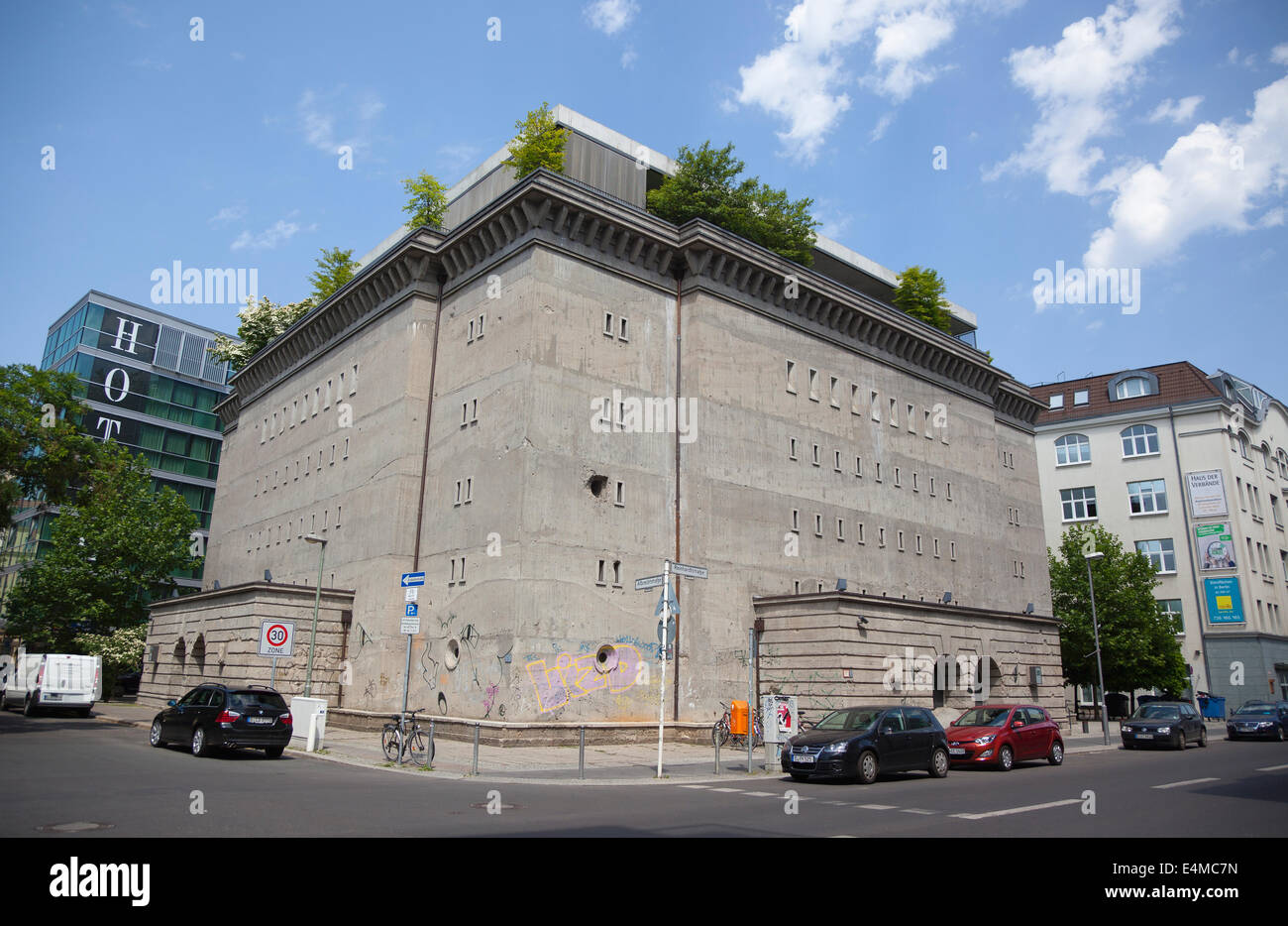 Nazi bunker -Fotos und -Bildmaterial in hoher Auflösung – Alamy