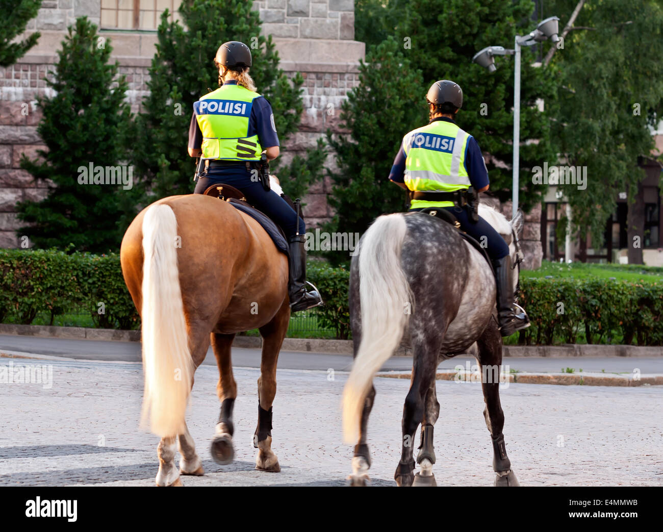 Police Woman Horse Stockfotos und -bilder Kaufen - Seite 2 - Alamy