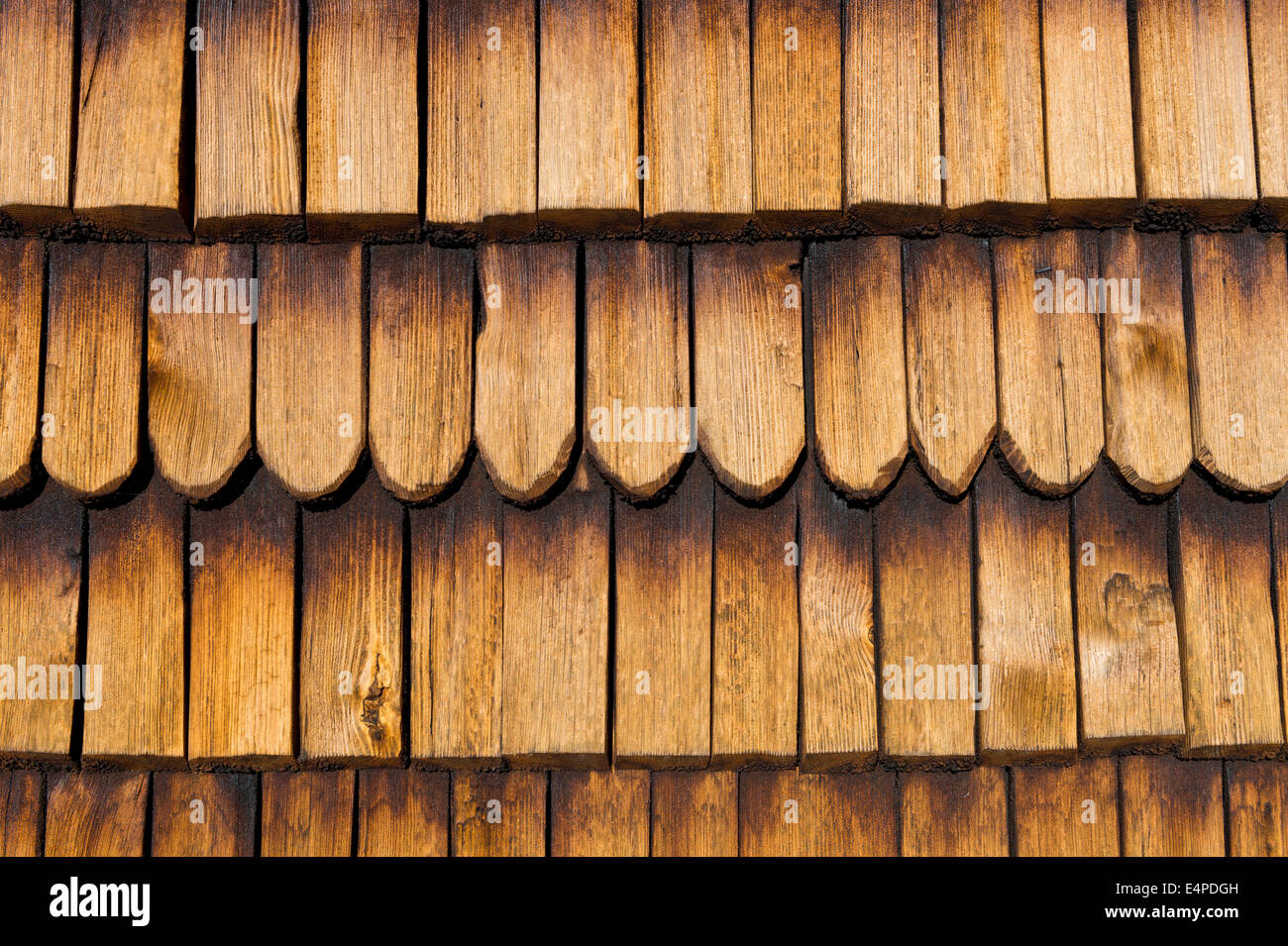 Verwitterte holzschindeln -Fotos und -Bildmaterial in hoher Auflösung – Alamy