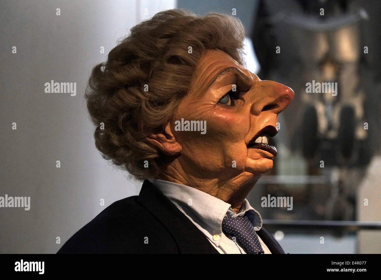 Margaret thatcher spitting image -Fotos und -Bildmaterial in hoher ...