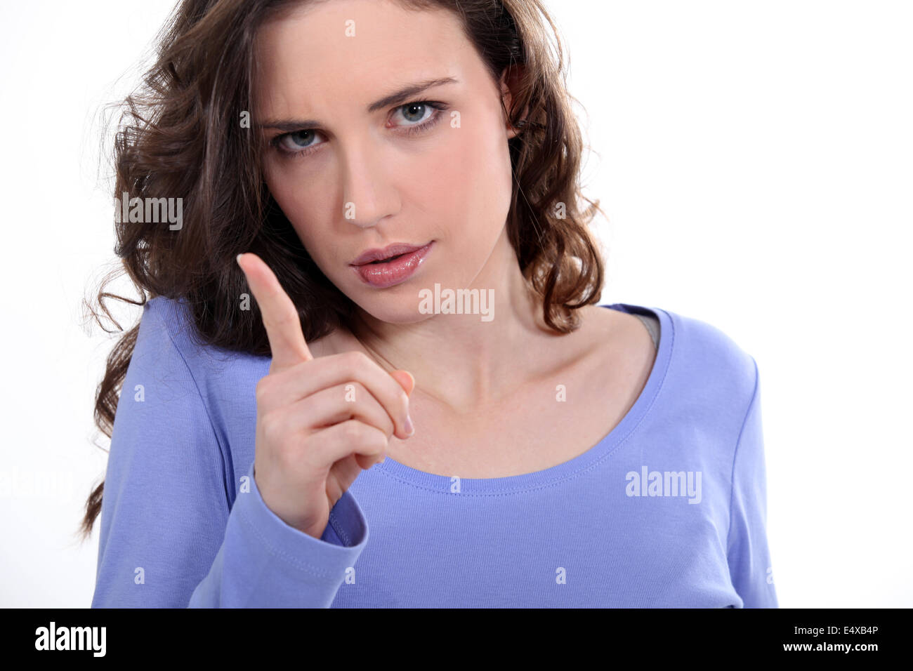 Frau schimpfen -Fotos und -Bildmaterial in hoher Auflösung – Alamy