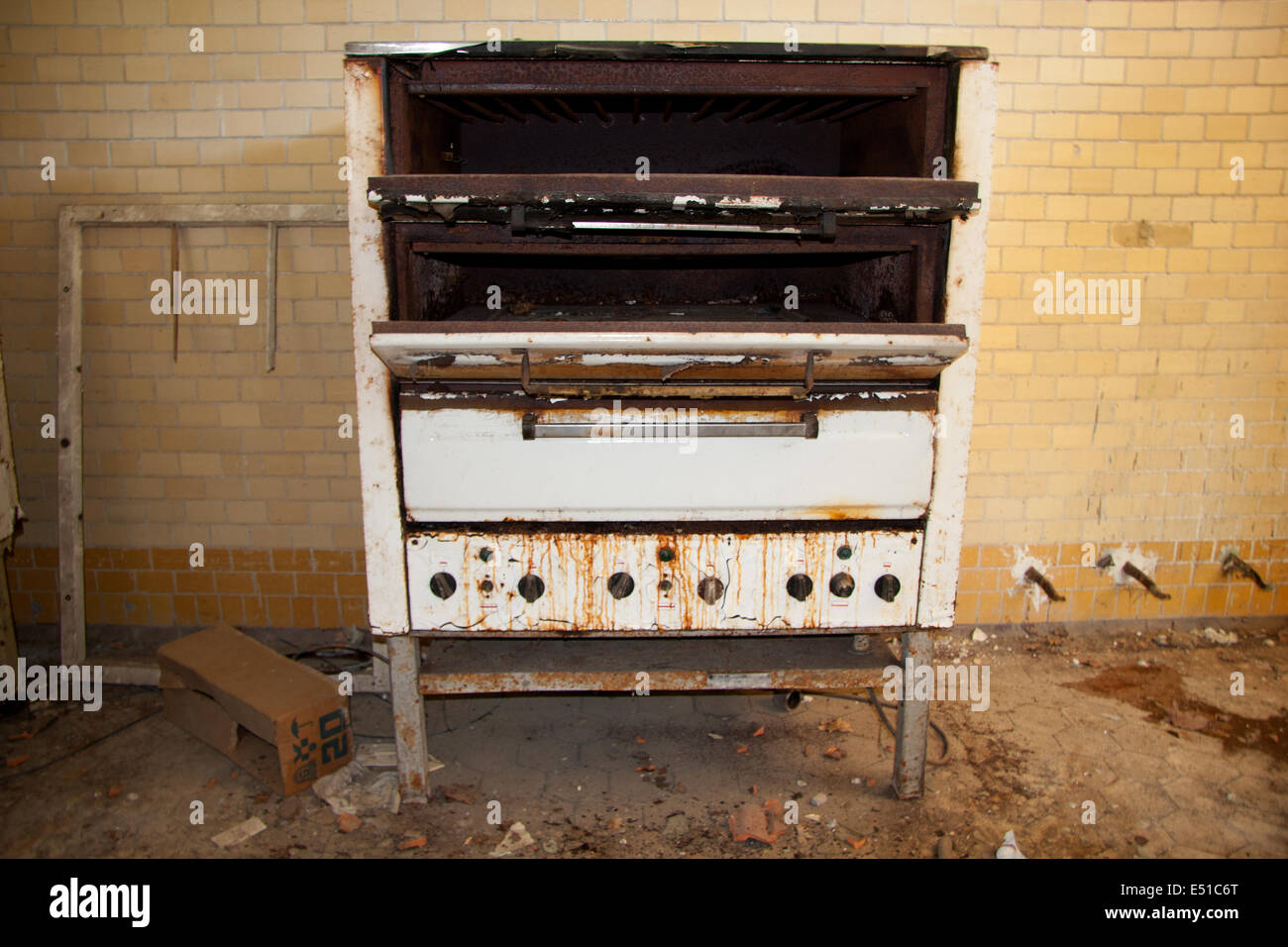 Alter backofen -Fotos und -Bildmaterial in hoher Auflösung – Alamy