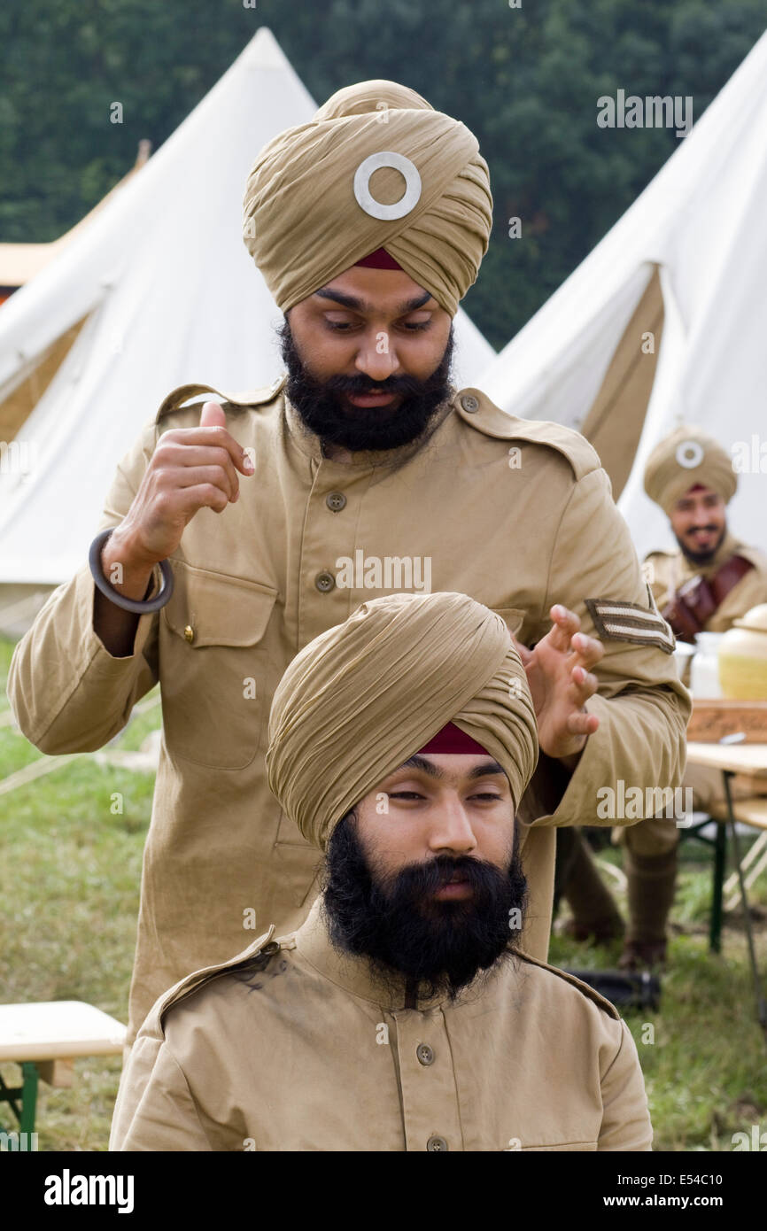 Indian army equipment -Fotos und -Bildmaterial in hoher Auflösung – Alamy