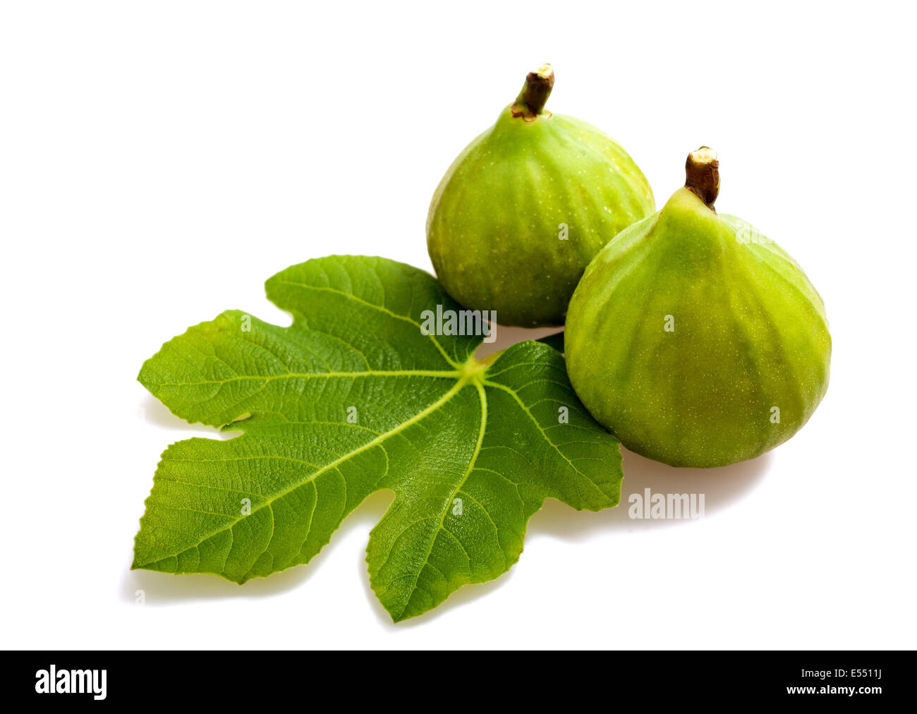Zwei frische feigen -Fotos und -Bildmaterial in hoher Auflösung – Alamy