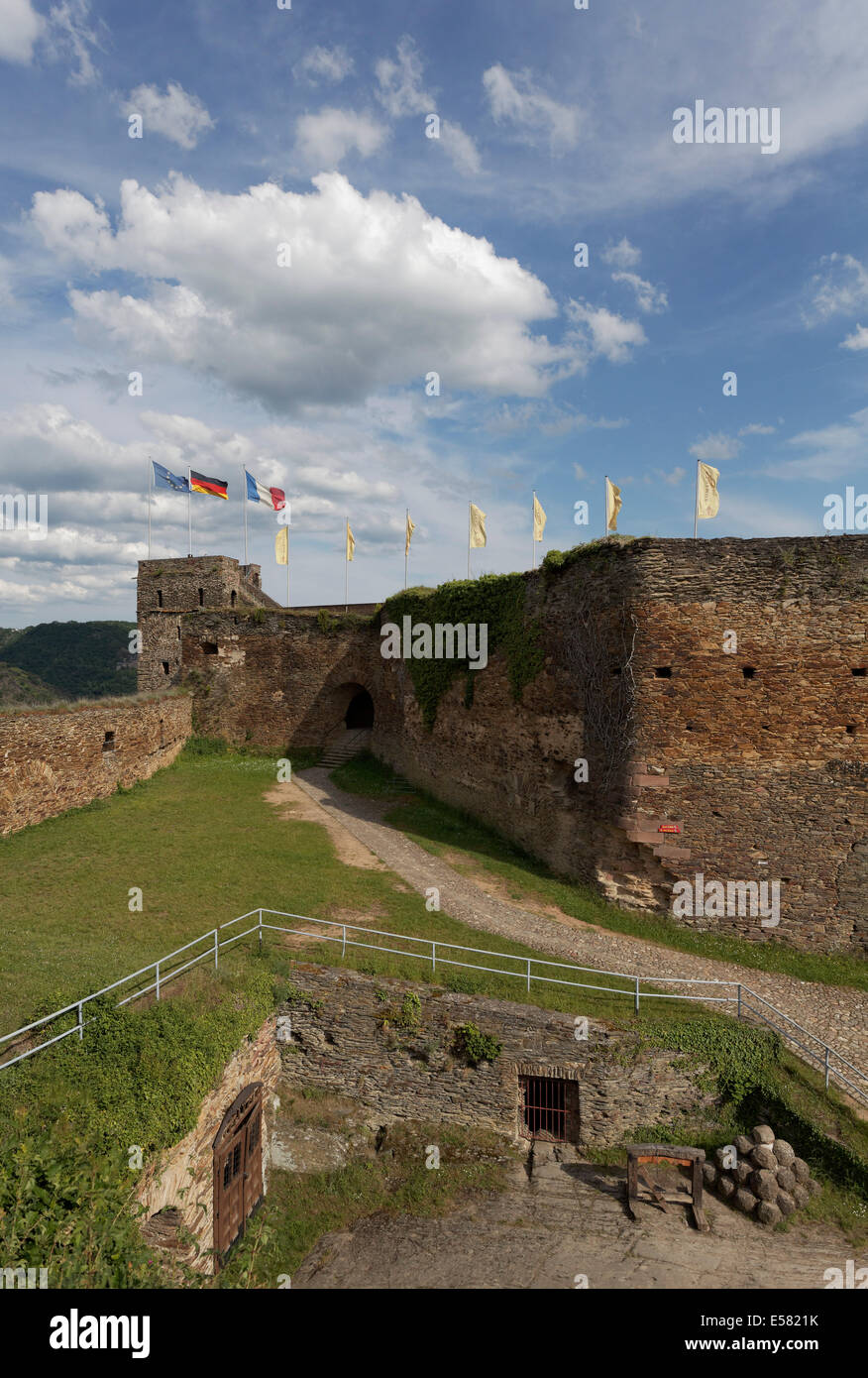 St goar rheinfels schloss -Fotos und -Bildmaterial in hoher Auflösung ...