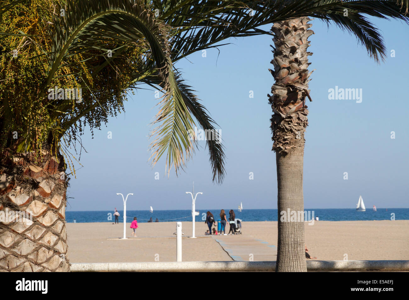 Valencia beach -Fotos und -Bildmaterial in hoher Auflösung – Alamy