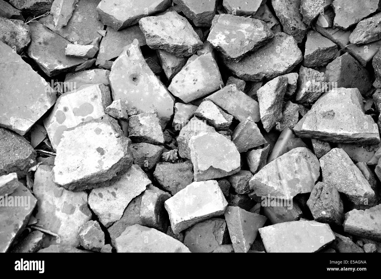 Tonscherben ausgegraben -Fotos und -Bildmaterial in hoher Auflösung – Alamy