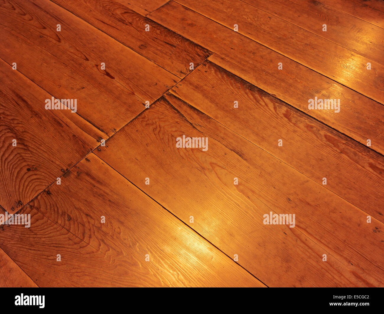 Altes holz bretter -Fotos und -Bildmaterial in hoher Auflösung – Alamy