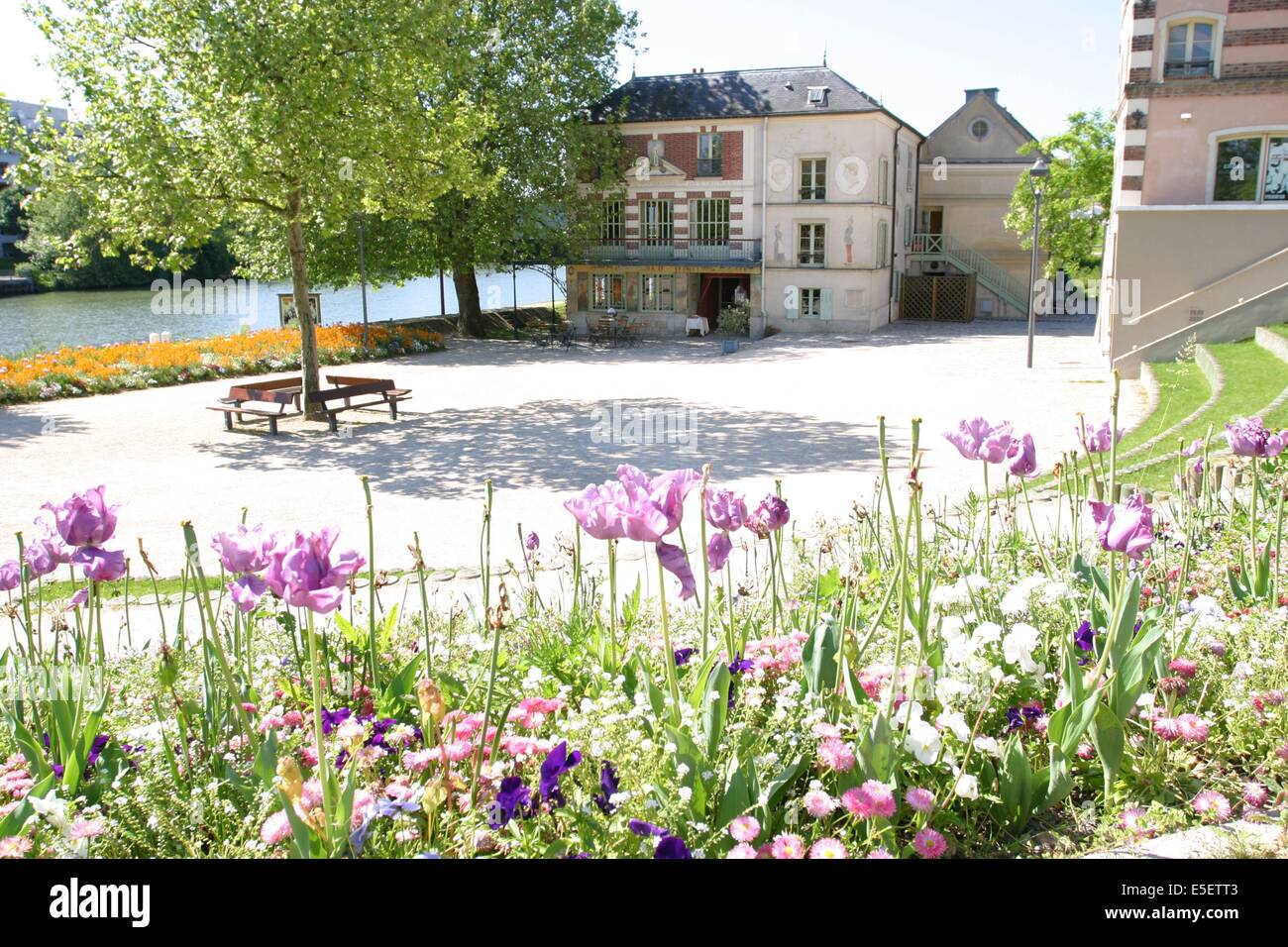 Musee de lile de france -Fotos und -Bildmaterial in hoher Auflösung – Alamy