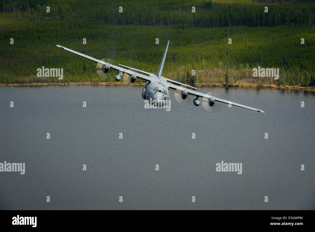 Simulierte fallen -Fotos und -Bildmaterial in hoher Auflösung – Alamy