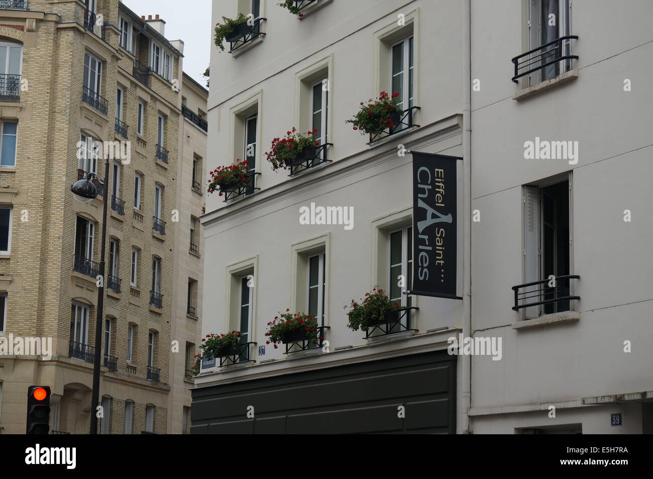 Hotel eiffel saint charles paris -Fotos und -Bildmaterial in hoher ...