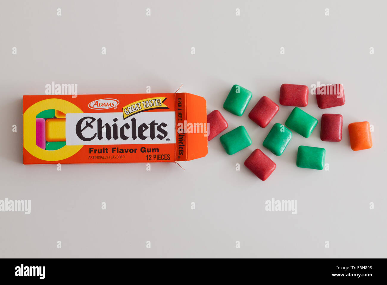 Chiclets candy coated chewing gum -Fotos und -Bildmaterial in hoher ...