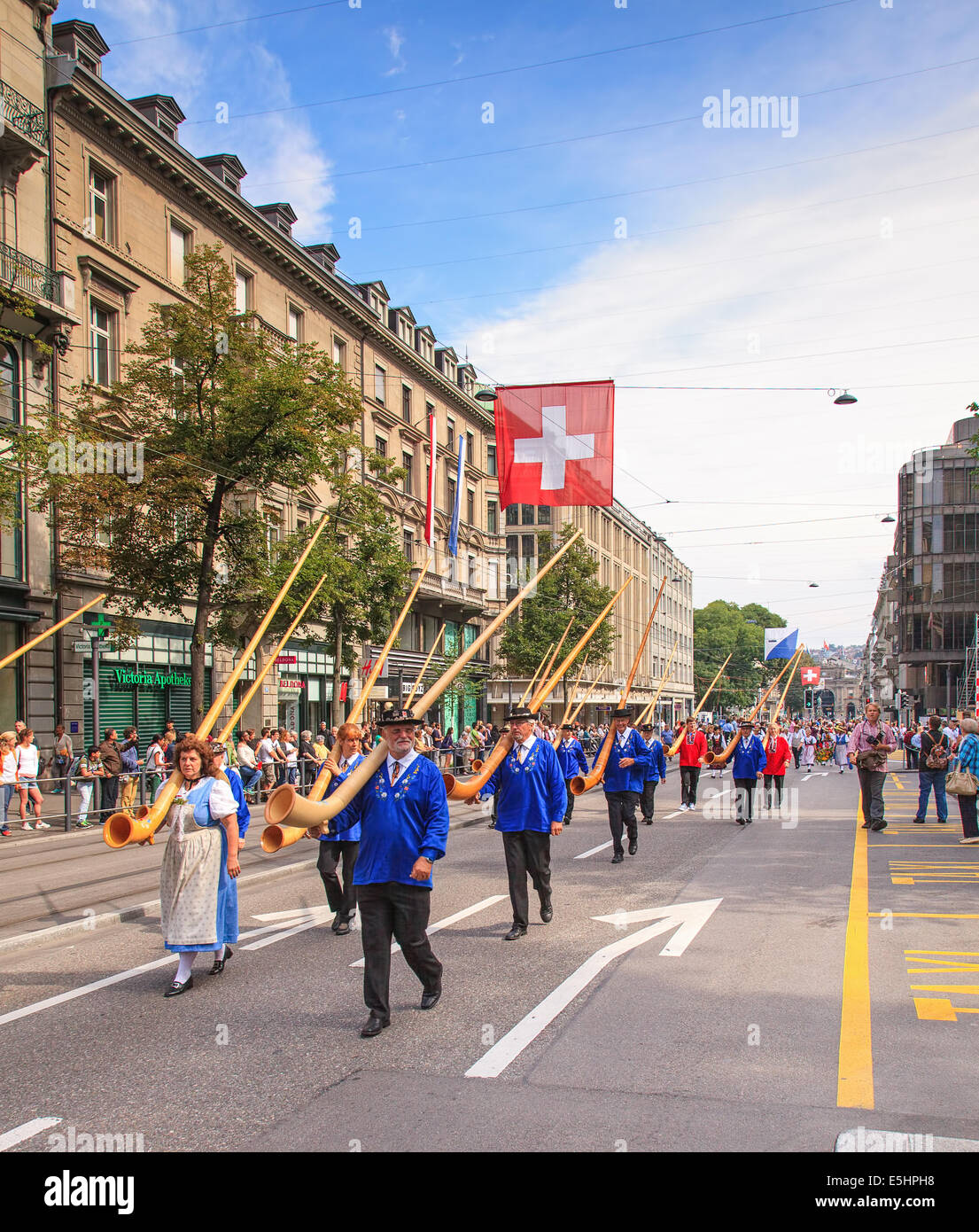 Zürich, Schweiz - 1. August 2014: die traditionelle Schweizer ...