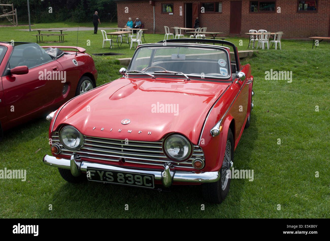 Triumph tr4 Stockfotos und -bilder Kaufen - Alamy
