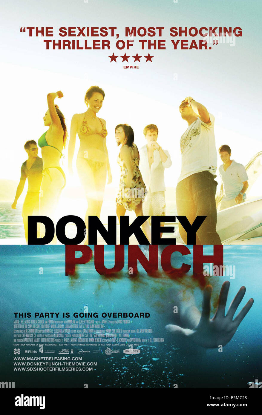 DONKEY PUNCH, Plakatkunst, von links: Jay Taylor, Sian Breckin, Jamie Winstone, Nichola Burley ...