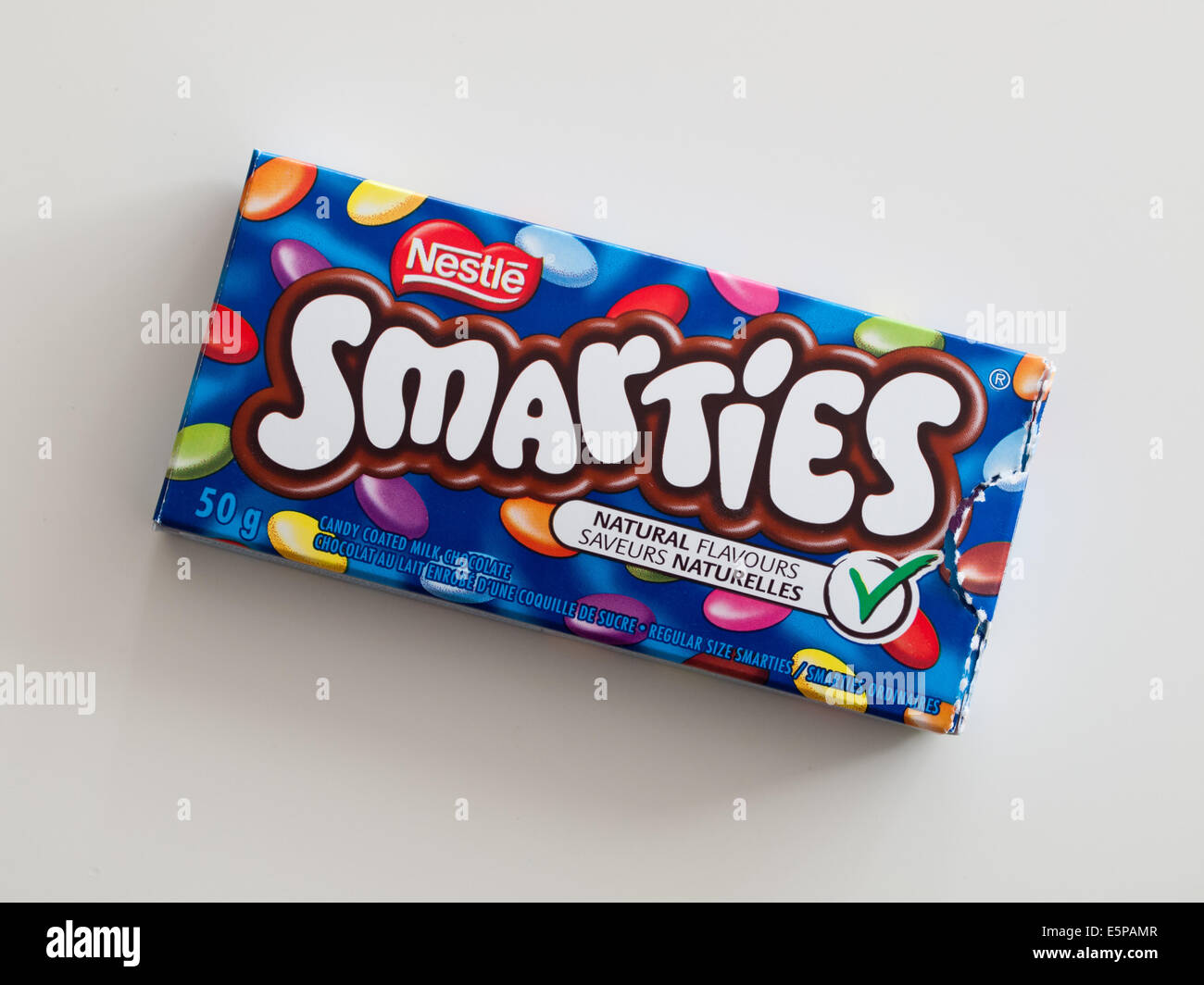 Smarties farben -Fotos und -Bildmaterial in hoher Auflösung – Alamy